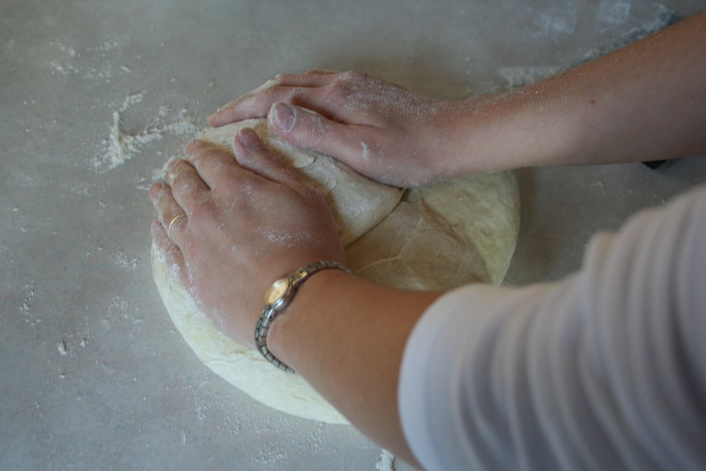 Wednesday Baking|How to Knead Bread Dough - The Frugal Girl